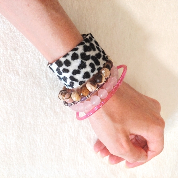 Jewelry | Bogorare Vintage Animal Print Snap Bracelet | Poshmark